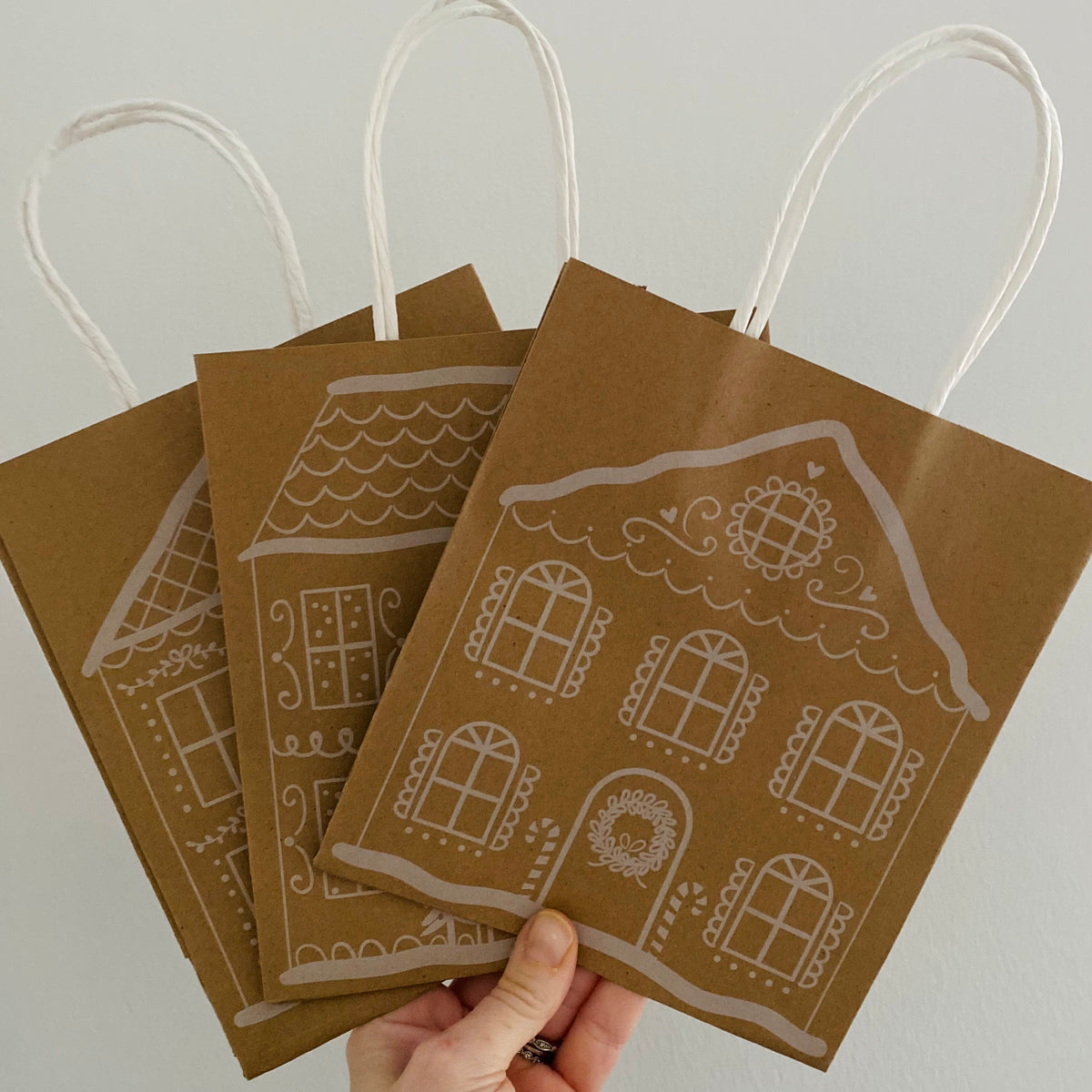 Gingerbread House Gift Bag – shopdelightfulfind